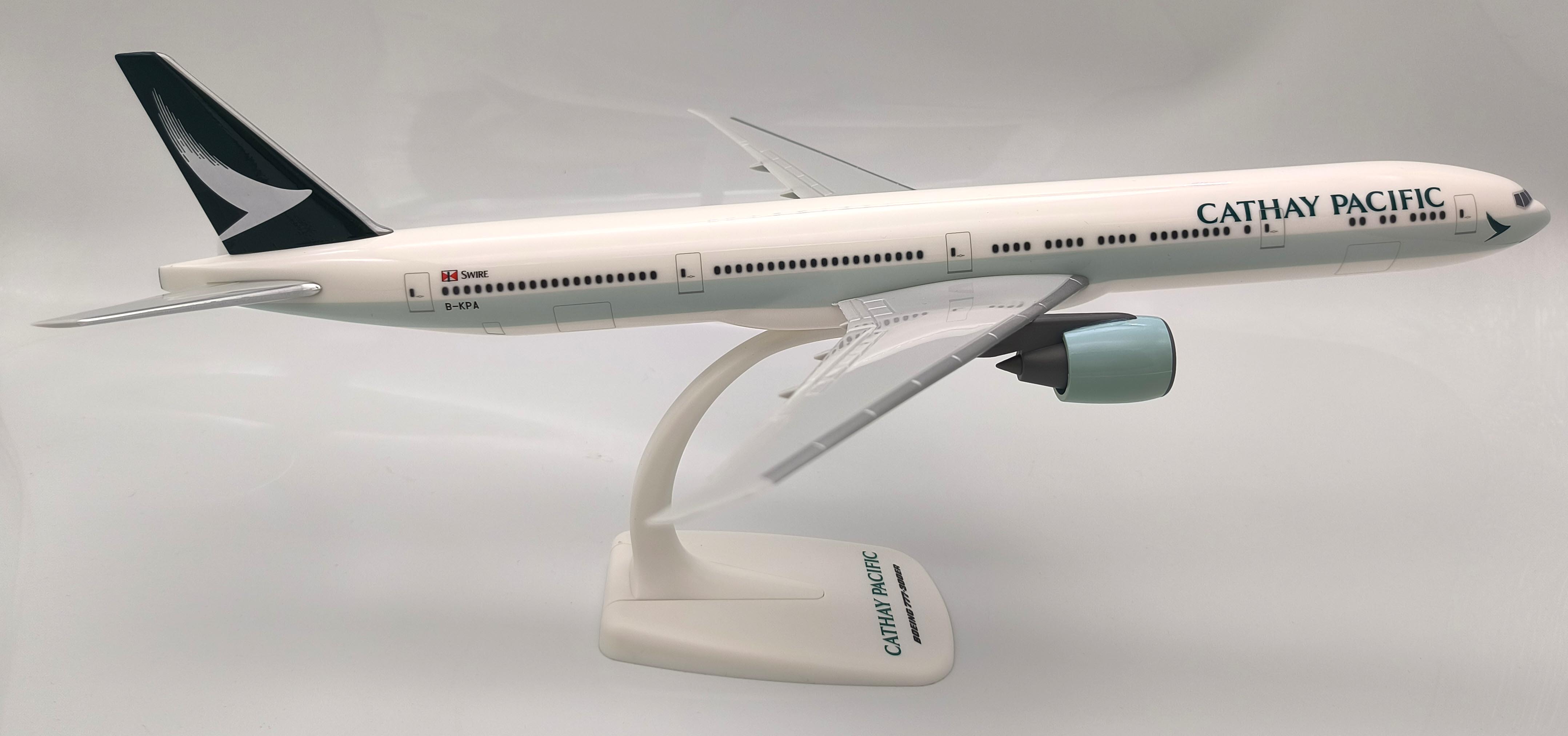 Model Boeing 777-300 Cathay Pacific